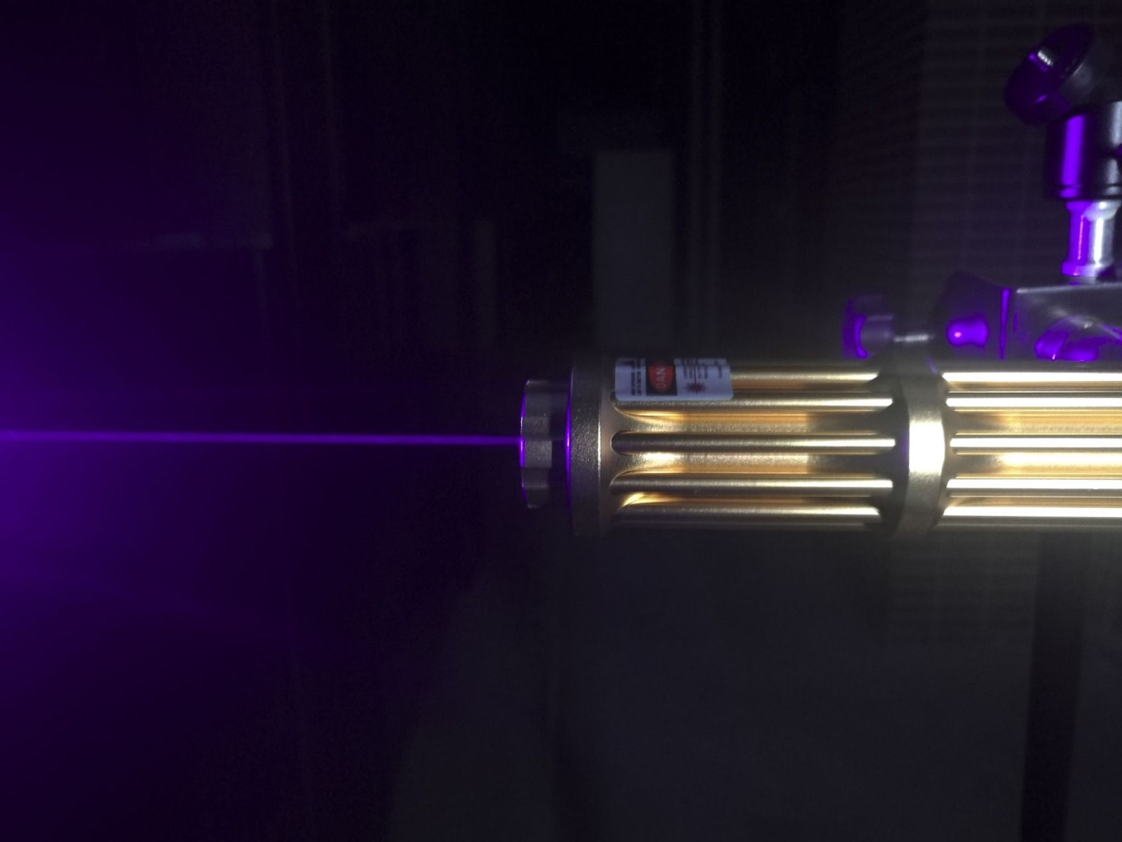 Gatling Stretch Style 1000mW 405nm Violet High Power Burning Laser ...